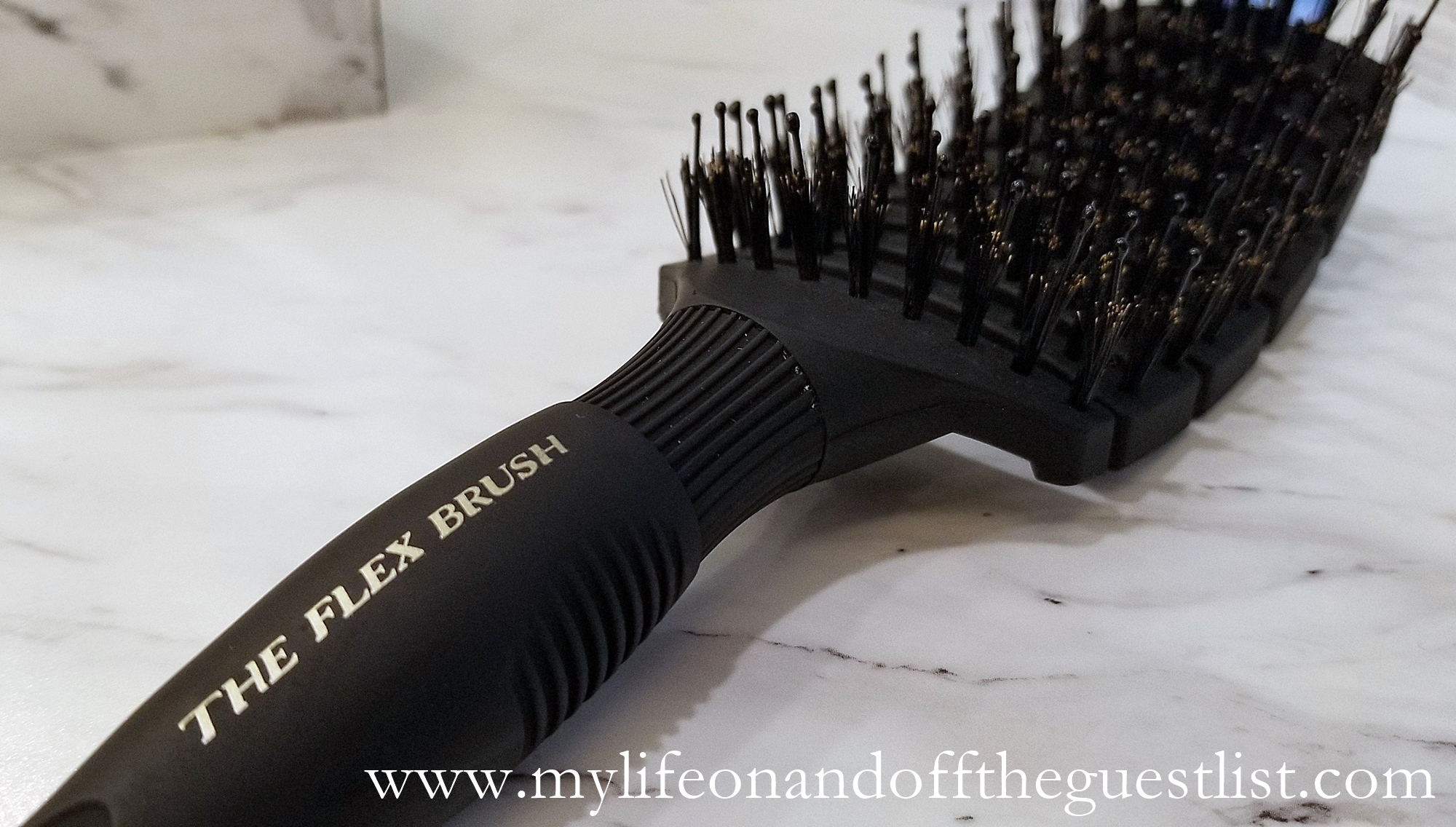 The Flex Brush: The Ultimate Detangling Brush for Both Wet & Dry Hair