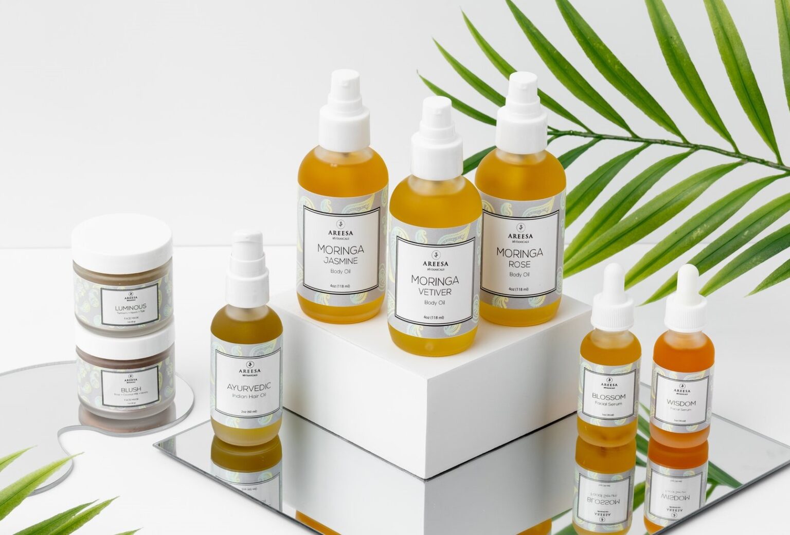 Stylish Fall Accessories & Easy Beauty Finds You Didn't Know You Wanted